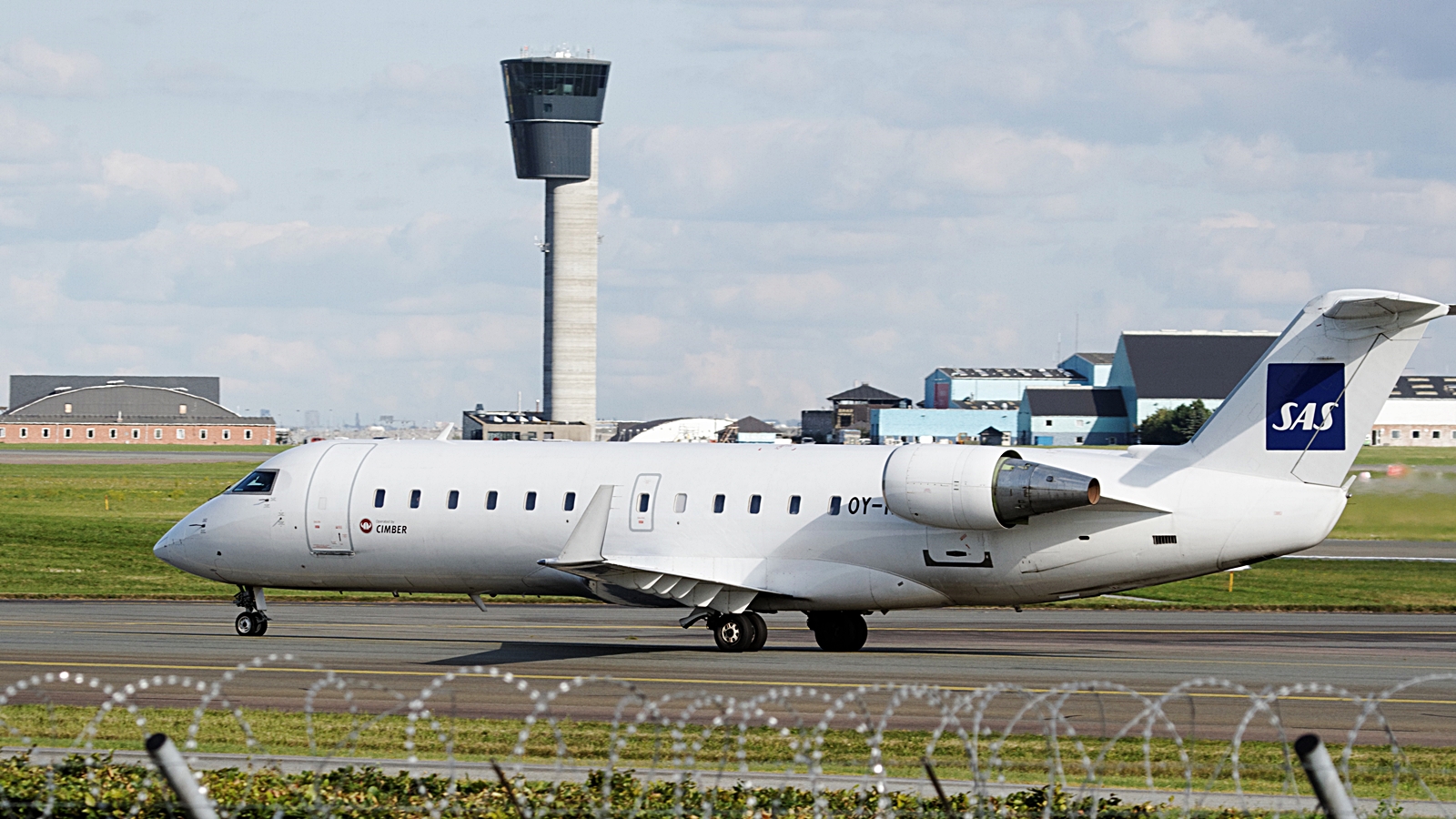 Cimber – CRJ 200 – OY-RJK-Side (foto: Cimber.dk) – Dfly