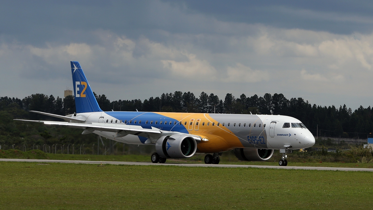 Embraer E195-E2 Granted Certification by ANAC, FAA and EASA’ – Dfly