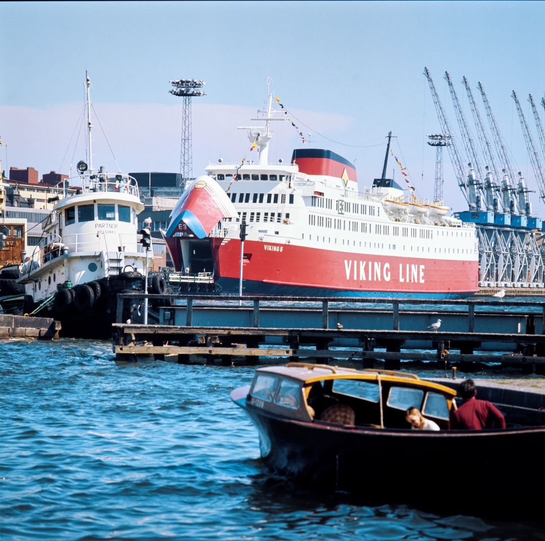 Viking Line feirer 50 år mellom Stockholm og Helsingfors – Dfly